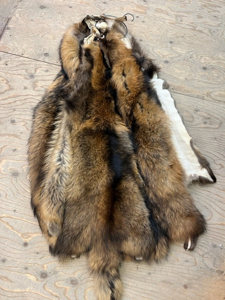 Red Finnish Raccoon Fur – Bill Worb Furs Inc.