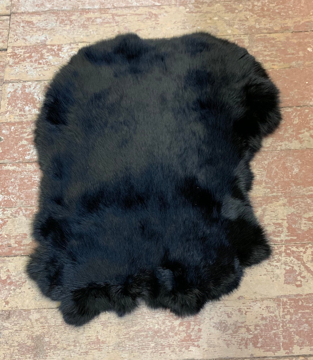 Rabbit Fur Pelts – Bill Worb Furs Inc.