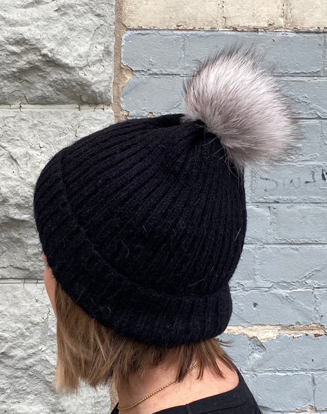Ladies Acrylic Fleece lined Touque with pom pom – Bill Worb Furs Inc.